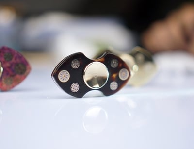 THE FANCIEST FIDGET SPINNERS ON AMAZON ~ CHIC LISTS