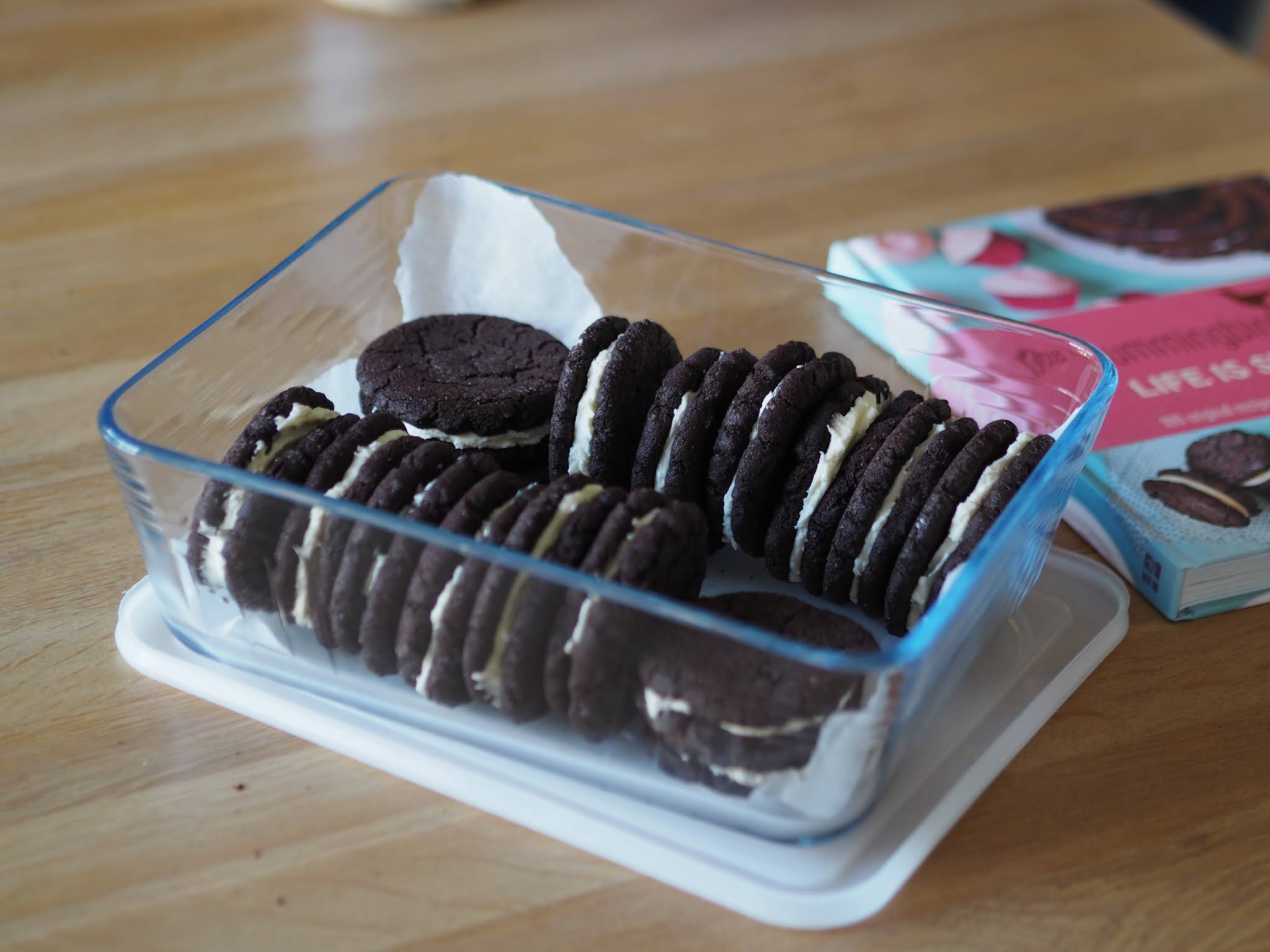 Tales from a happy house.: Conkers, crochet and cake