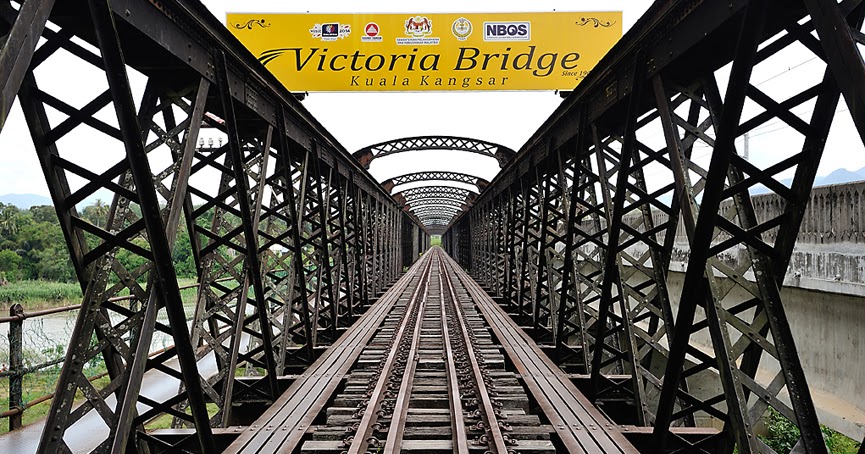 Victoria Bridge