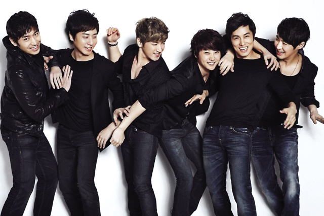 KPOP: Shinhwa to embark on Asia tour