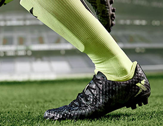 Just a Copy? Introducing the First High-End Football Boot of Chinese ...