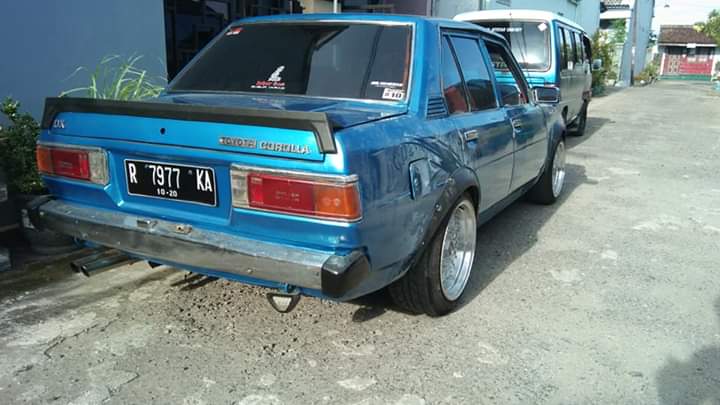 Dijual Murah Corolla Dx 81 - LAPAK MOBIL DAN MOTOR BEKAS