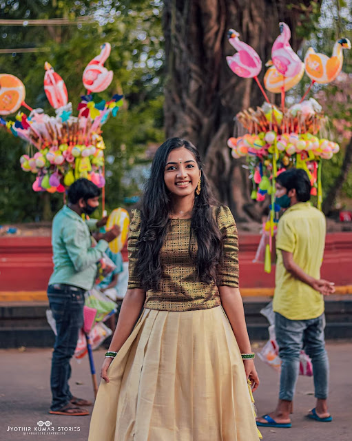 KERALA CUTE MODEL GIRL ANVI BAIJU IN BLOUSE AND SKIRT | TREDITIONAL ...
