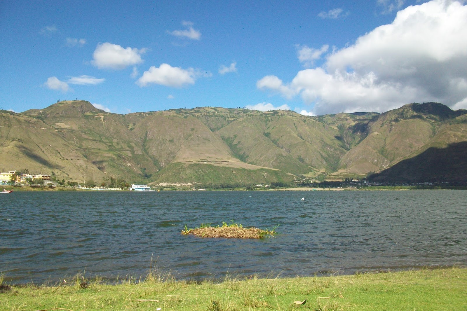 "YAGUARCOCHA" EL LAGO DE SANGRE