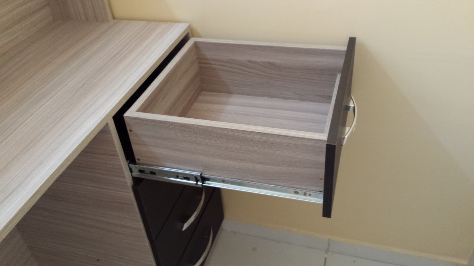 Rafael Pro-Móveis: lindo balcao moderno de loja em mdf!