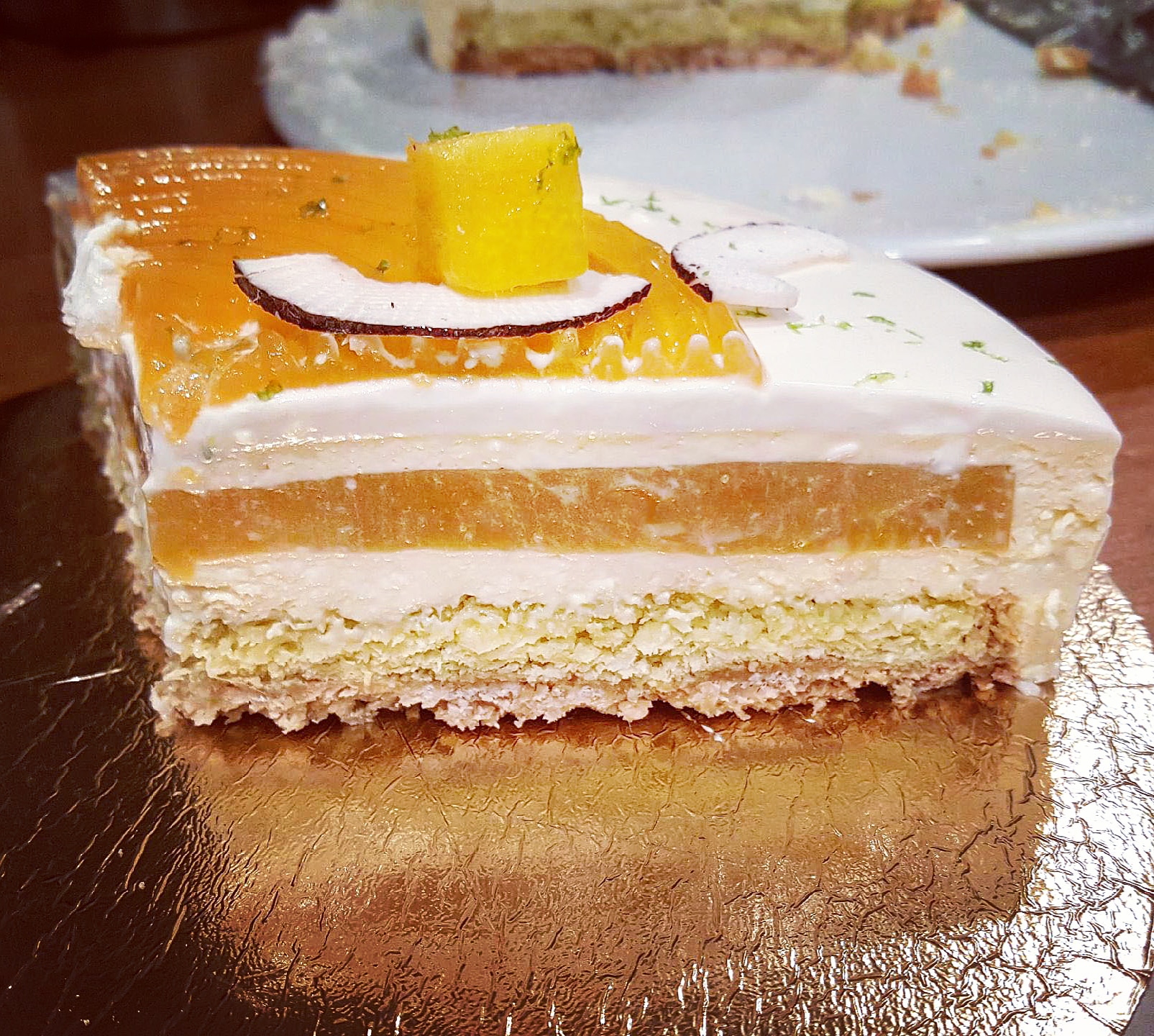 Aux Fourneaux Avec Flo: Entremet coco, mangue, passion