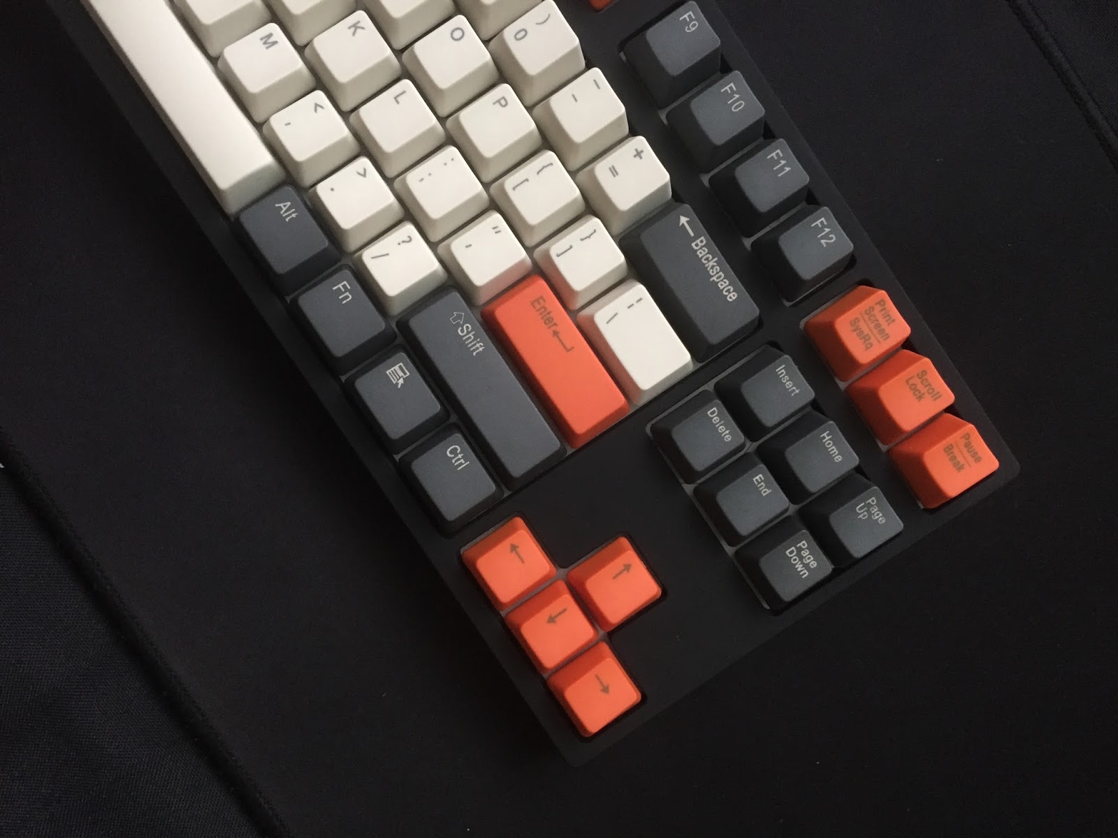 Altkey: 104 keys Carbon Keycap set PBT Key Caps for Cherry MX Keyboard