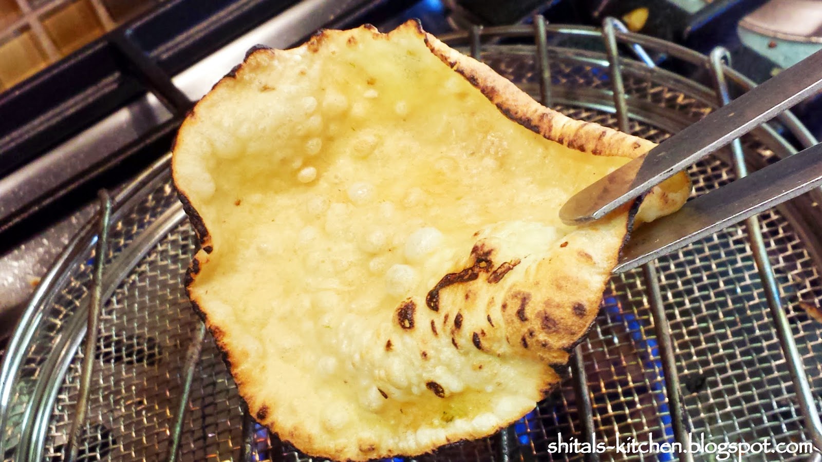 Shital's-Kitchen: Papad Canapé