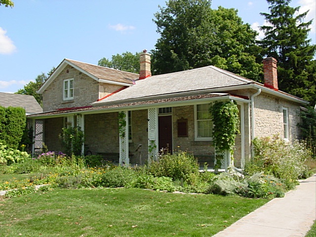 family lineages and history: McCrae House marks Remembrance Week with ...