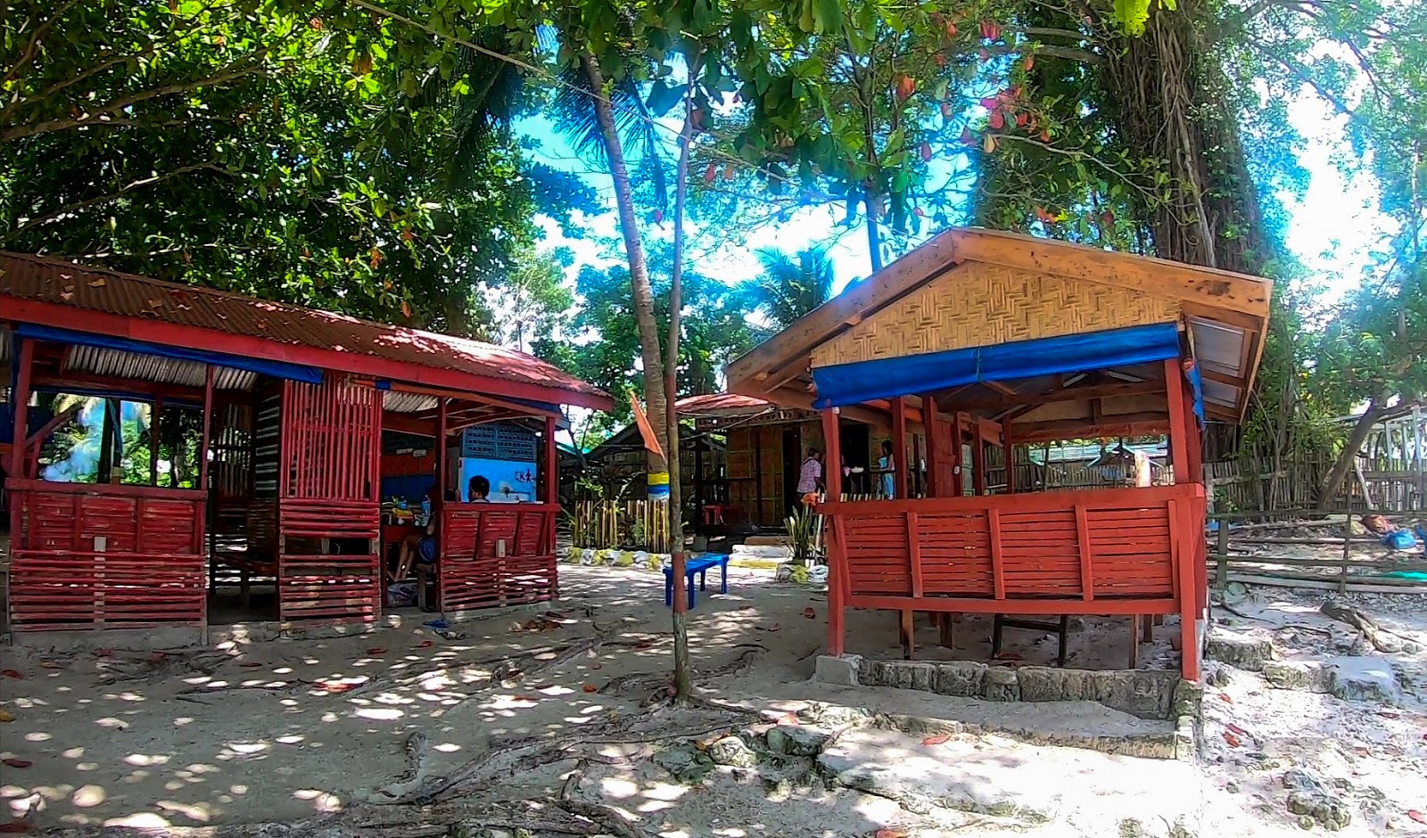 Vlogging at El Paril Caliclic Beach Resort - The Fat Foot Adventures