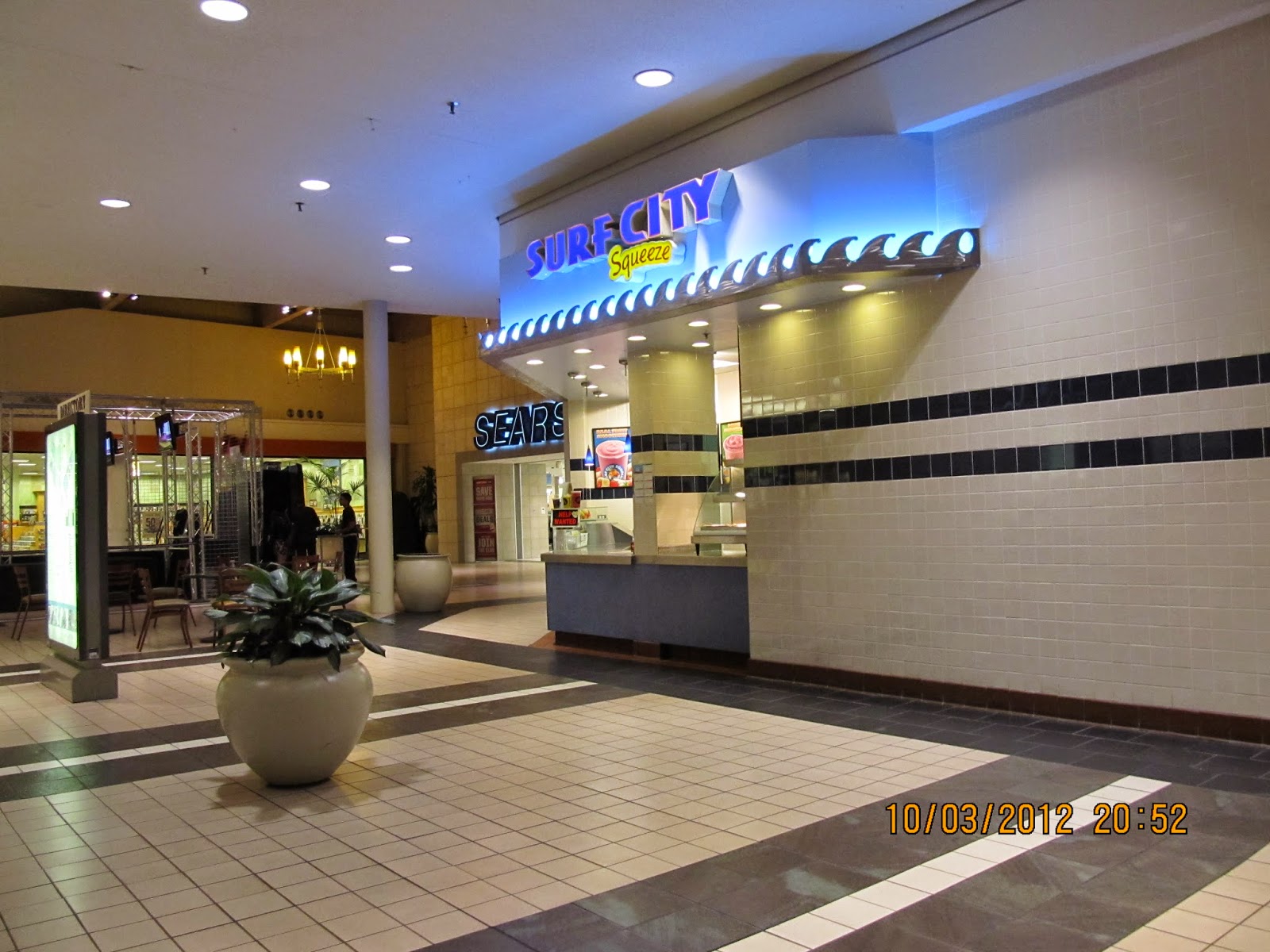 Trip to the Mall: Spring Hill Mall- (West Dundee, IL)