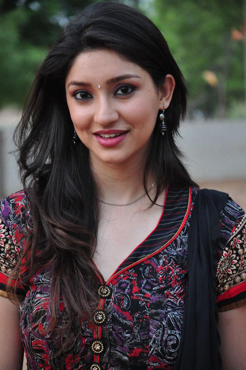 Memek Boobs Tanvi Vyas Stills