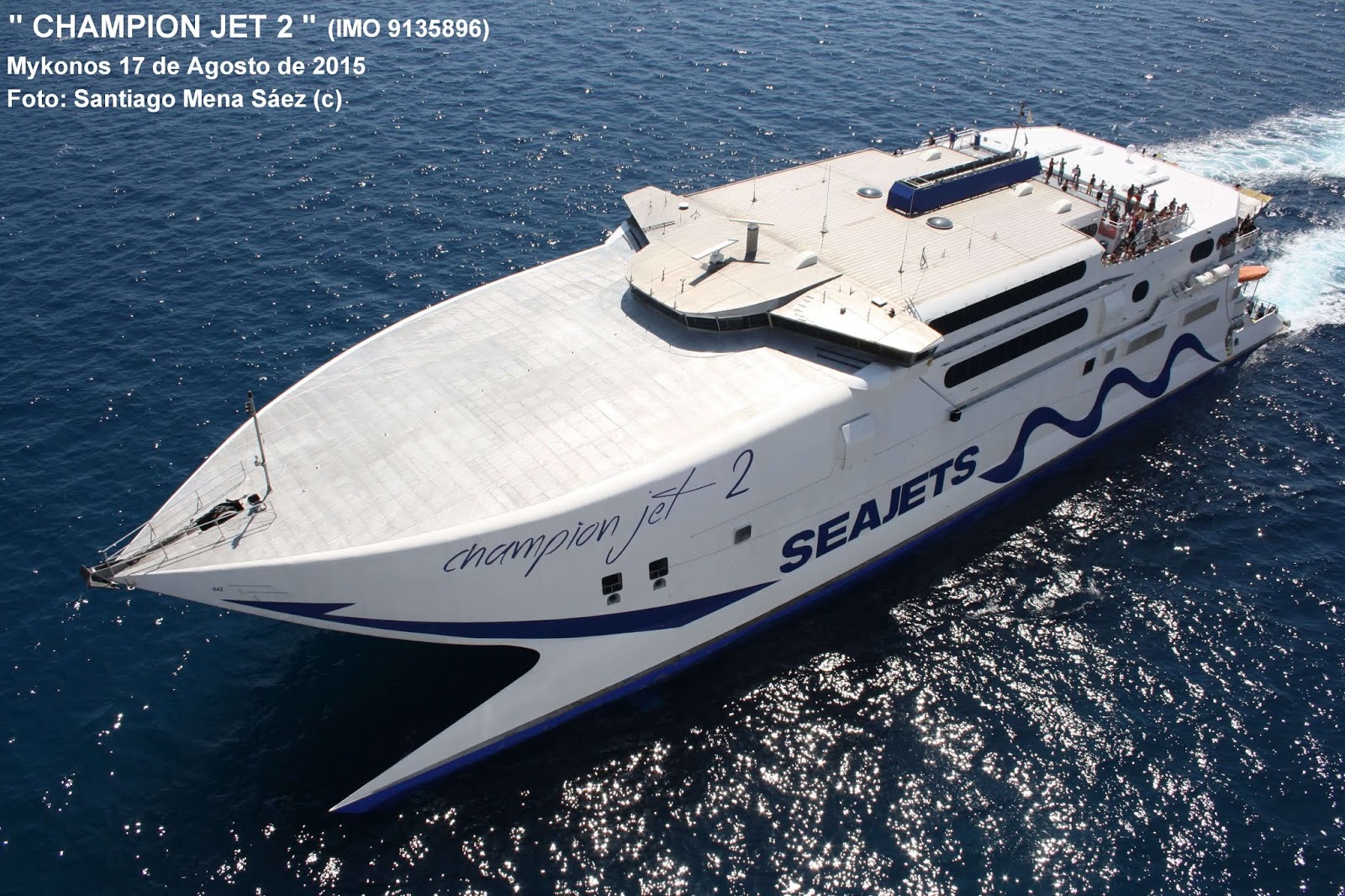 Barcos en Málaga: AVERÍA EN EL FAST FERRY CHAMPION JET 2