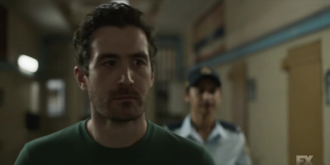 ausCAPS: Sam Cotton shirtless in Mr Inbetween 3-01 "Coulda Shoulda"