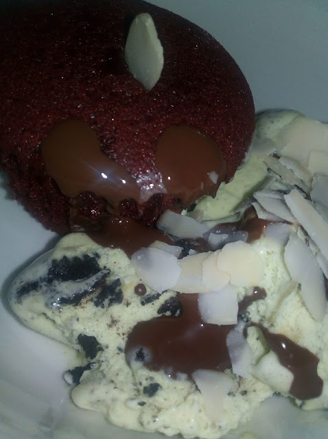 Selecta's Matcha Cookies and Cream Ice Cream (Christmas Collection ...