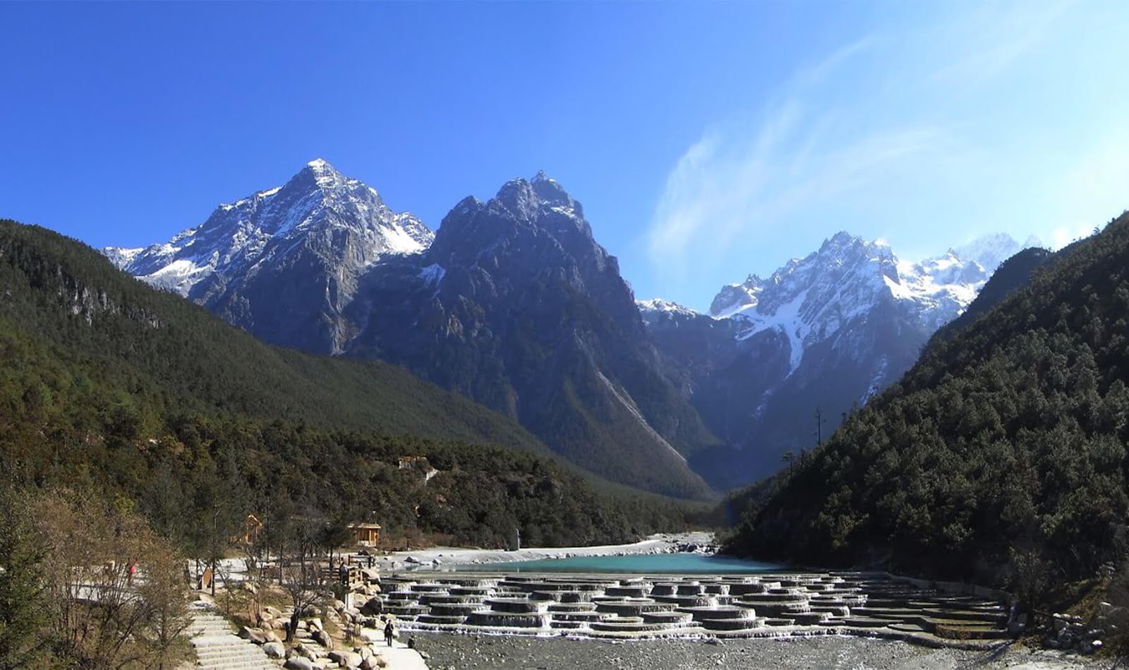 Hidden and little known places: Blue Moon Valley, China