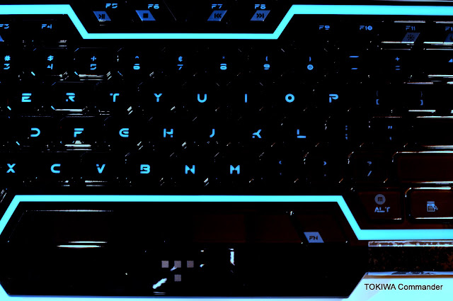 Razer TRON Legacy Gaming Keyboard #1 Unpack
