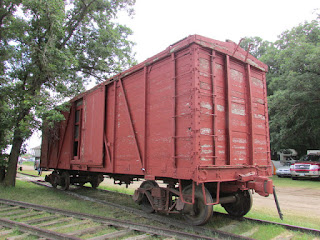 CP Rail Manitoba & Minnesota Subdivision: Fowler Boxcar, Inside and Out