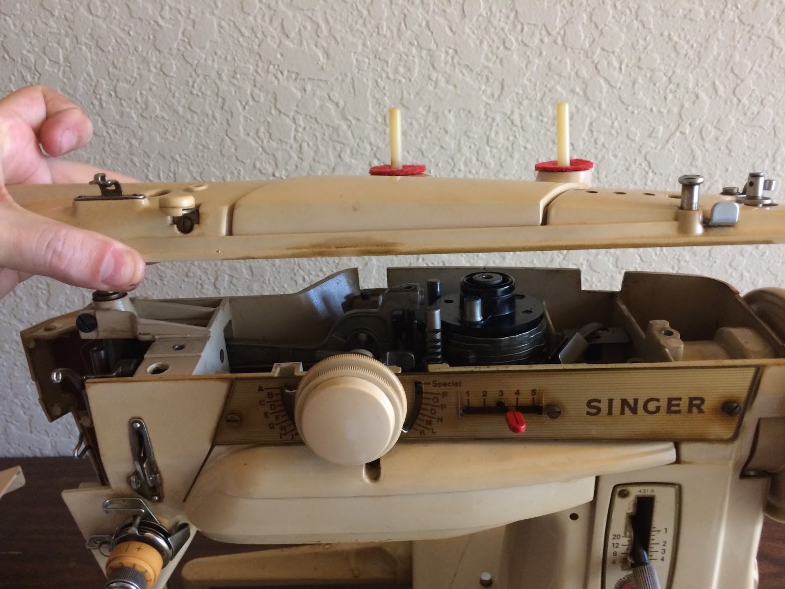 Singer 431G Servicing