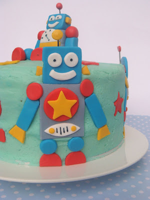 butter hearts sugar: Robot Cake