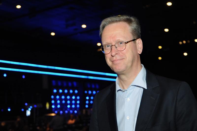 Aos 92, Charles Aznavour apoia o KKL Brasil e faz apresentação vibrante ...