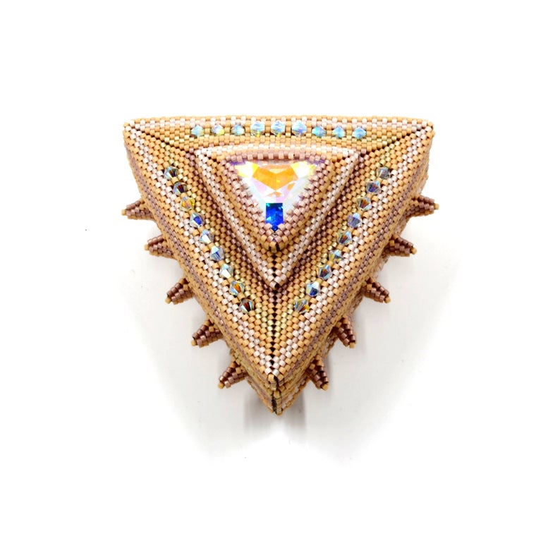 3 Exquisite Beaded Box Tutorials by Jean Power / The Beading Gem