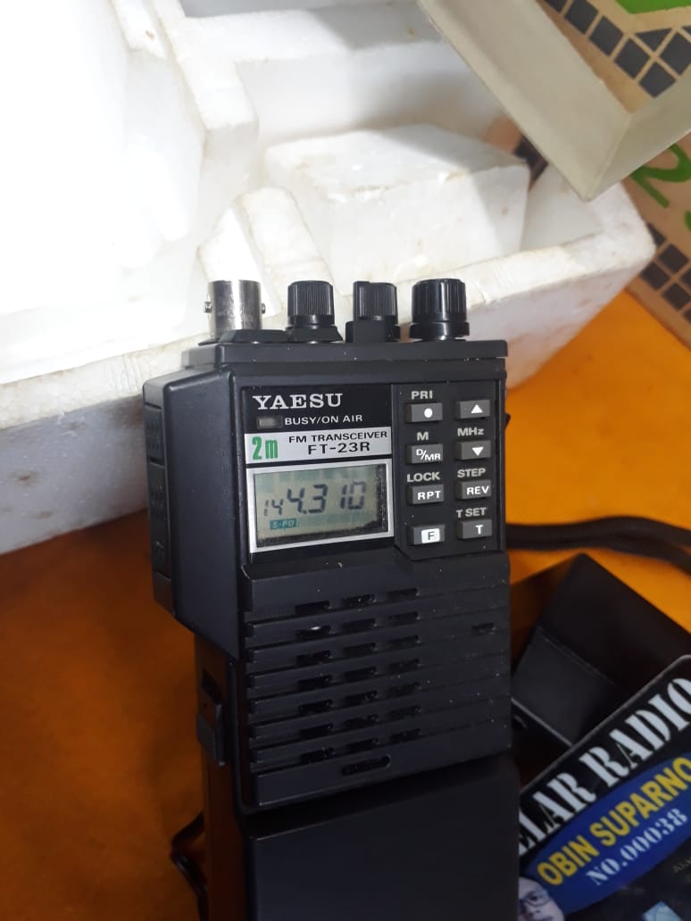 OBIN RADIO: Yaesu FT 23R sold out