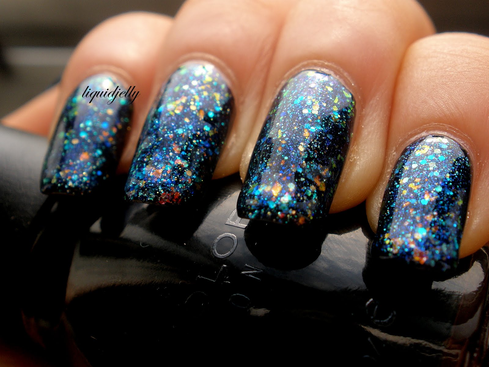 Liquid Jelly: Galaxy Nails: An Explosive Combination :)