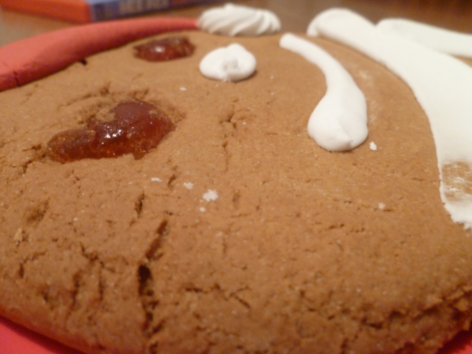A Beautiful Mess: Giant Gingerbread Man!