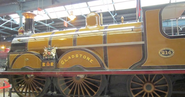 Vraie fiction: Train journeys, short and long