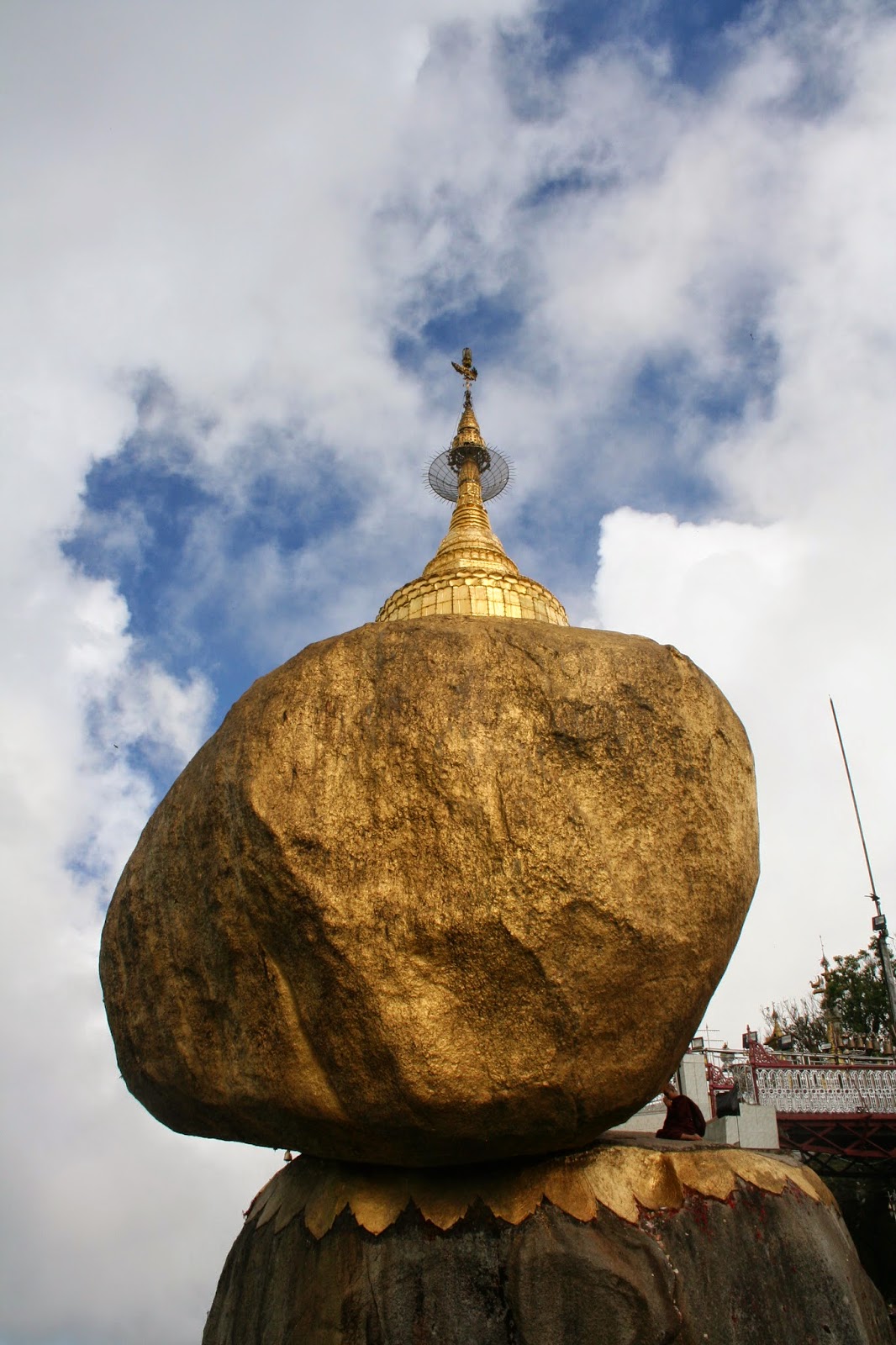 Htet Htet's Great Big Adventure: Our trip to Kyaik Htee Yoe in Mon State