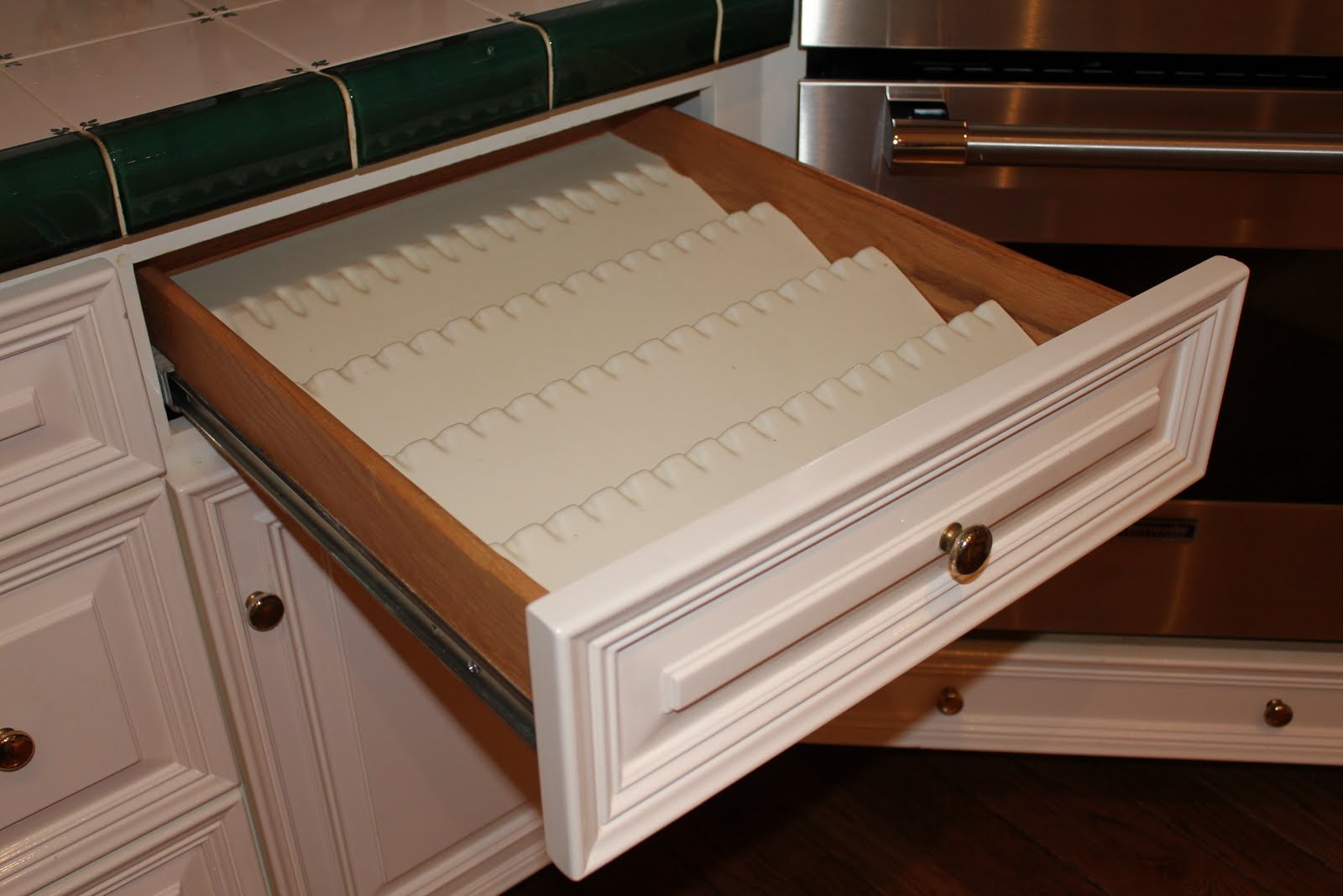 Busy Bee Lane: Spice Drawer