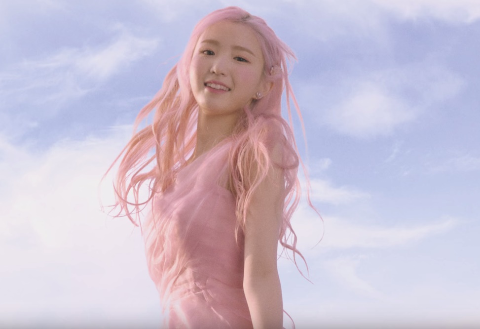 IZ*ONE、11月11日カムバック決定！新アルバムのコンセプトトレーラー「When IZ your BLOOMing moment?」公開 ...