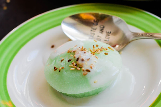 [Vietnamese Recipes] Steamed Rice Cakes (Banh Bo Hap) - All Asian ...