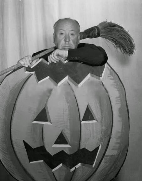 Phyllis Loves Classic Movies: Halloween in Hollywood