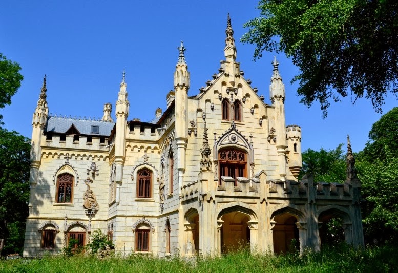 MONUMENTE ISTORICE DIN ROMANIA : Castelul Sturza