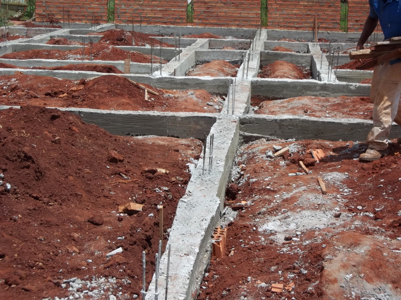 Constru-tec Técnica& Construção: VIGAS BALDRAME