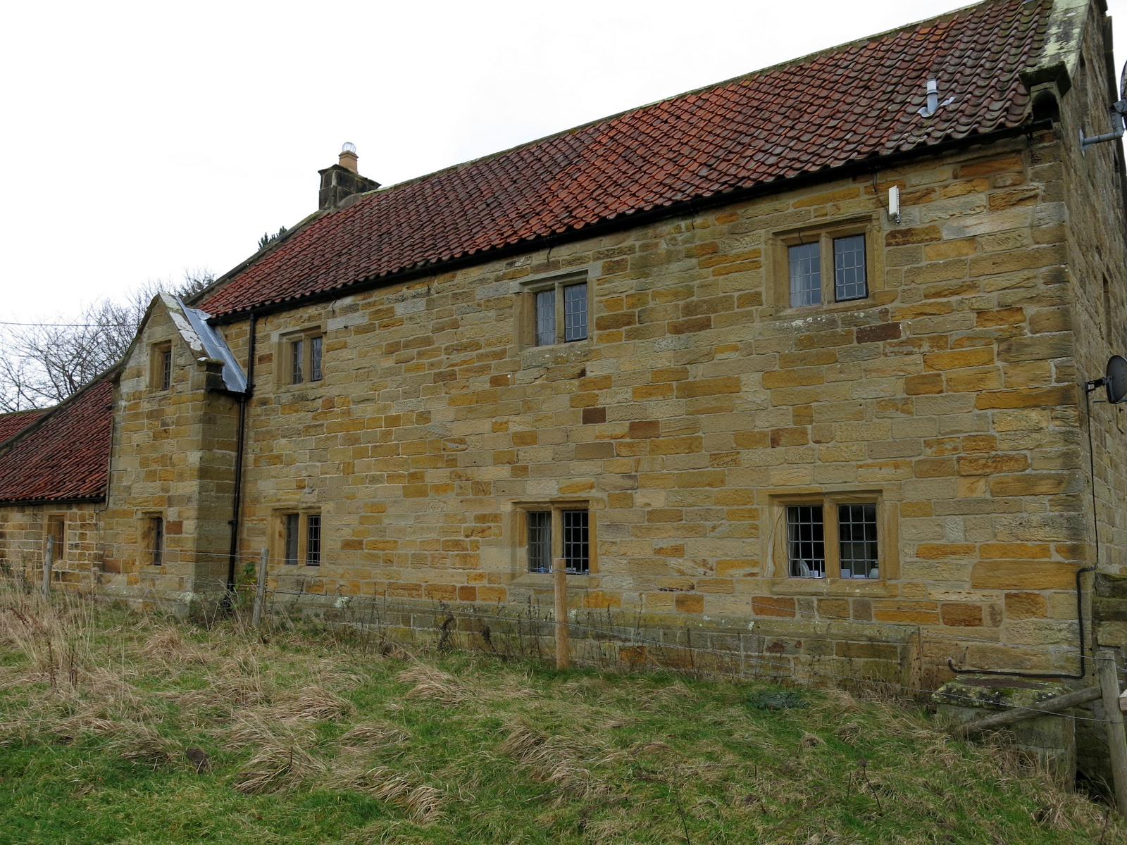Walking in North Yorkshire: Kepwick and Cowesby from Over Silton
