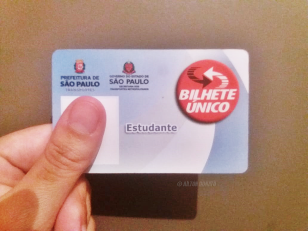 EVITE FILAS! Saiba como revalidar o Bilhete Único do Estudante da ...
