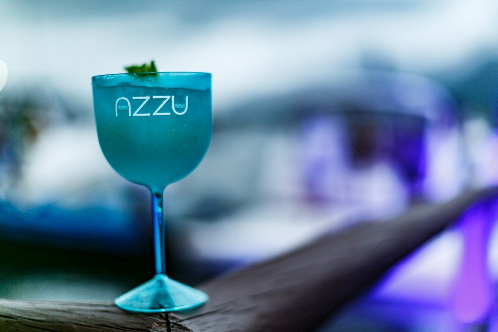 Azzu: novo restaurante em Guaratuba une gastronomia, drinks e música