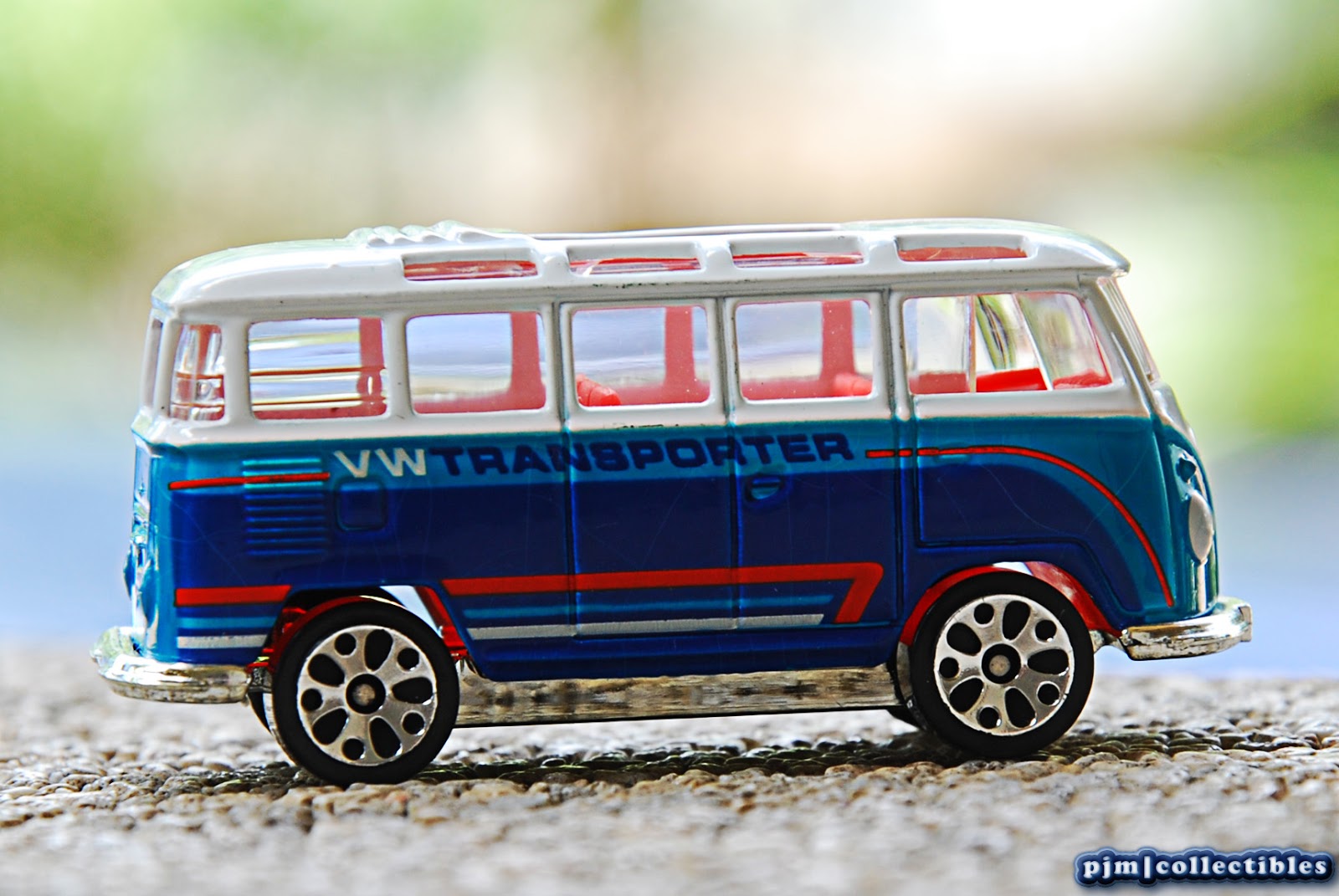 pjm.collectibles: Matchbox VW Blue Transporter