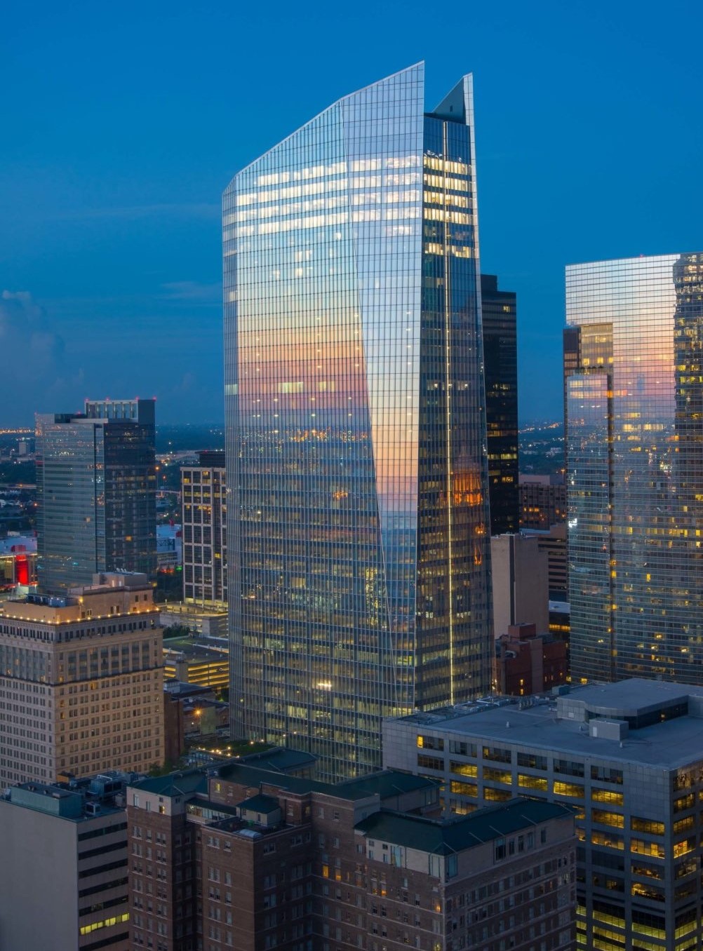 NEOtrans: Sherwin-Williams' HQ tower's height edges upward