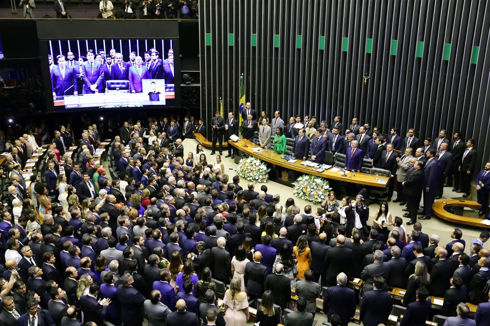 Blog Conexão Brasília: Deputados tomam posse na 56ª Legislatura na ...