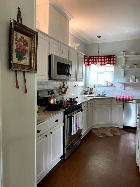 Let's Add Sprinkles: A French Country Kitchen In Red