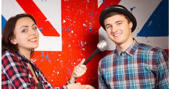 ENGLISH EOI ICOD: ELLLO: LISTENING AND EASY TESTS