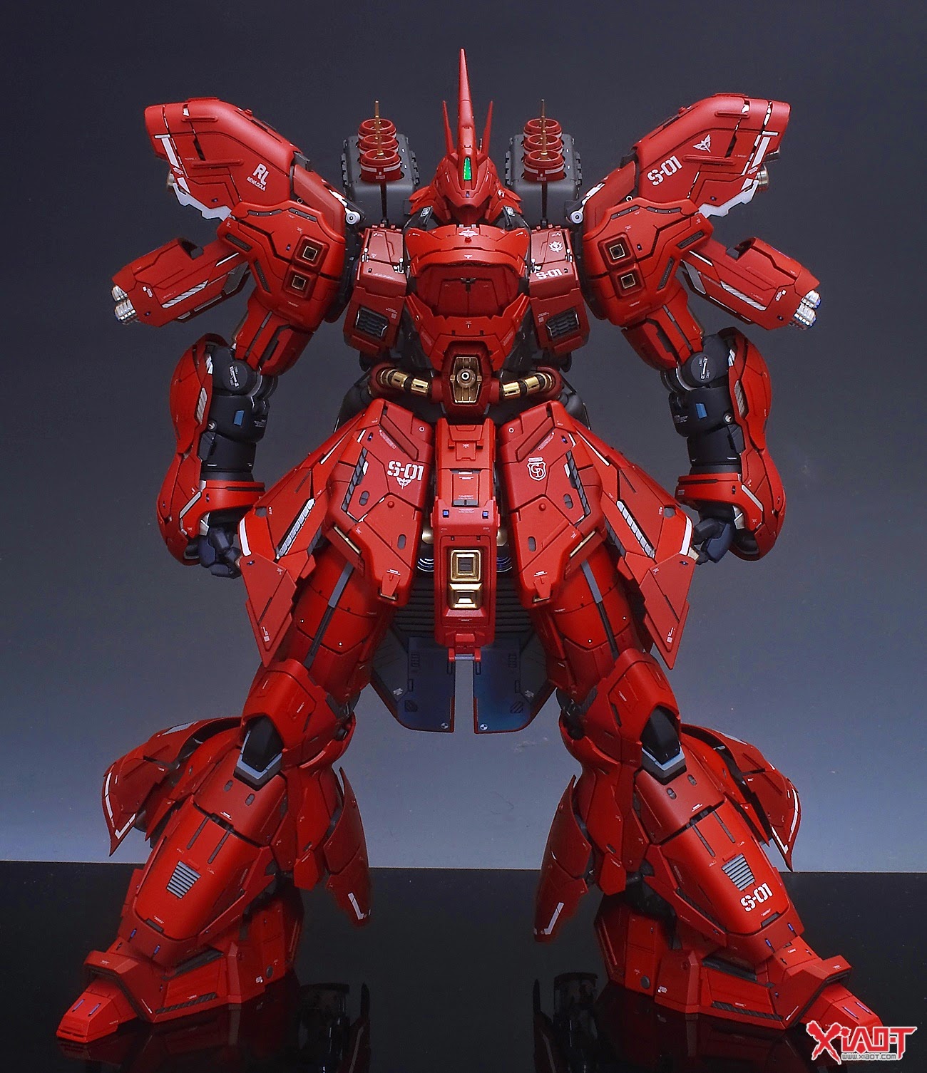 Custom Build: MG 1/100 MSN-04 Sazabi Ver. Ka "Detailed"