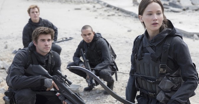 The Reel Roundup | Everything Movies & More: 'The Hunger Games ...