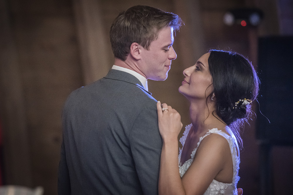 Sweeney Barn Wedding Reception | sneak peek: Steve and Tess | Spiering ...