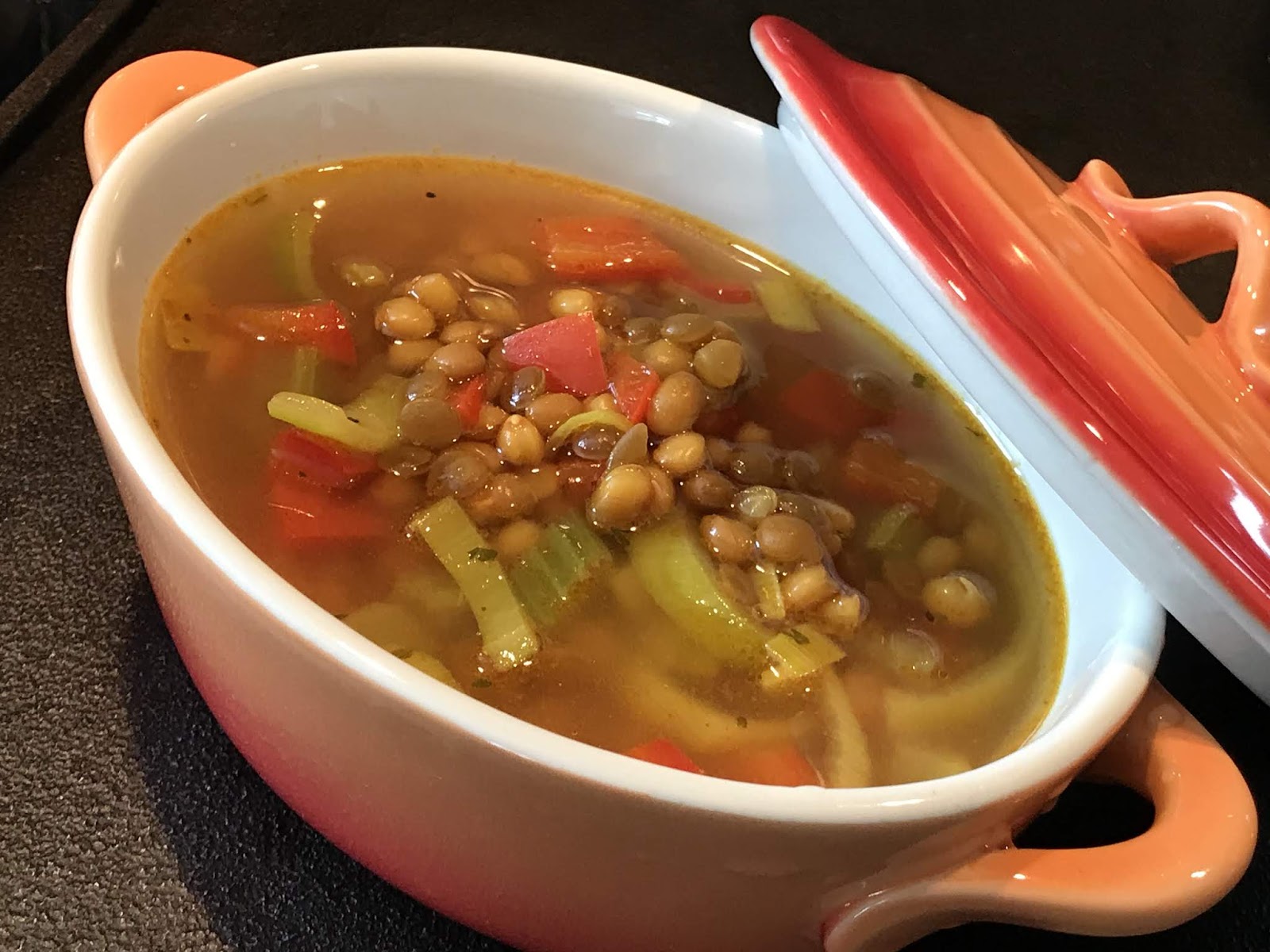 Soupe aux lentilles et aux poivrons rouges