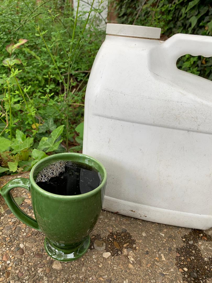 WashingtonGardener: DIY: Compost Tea